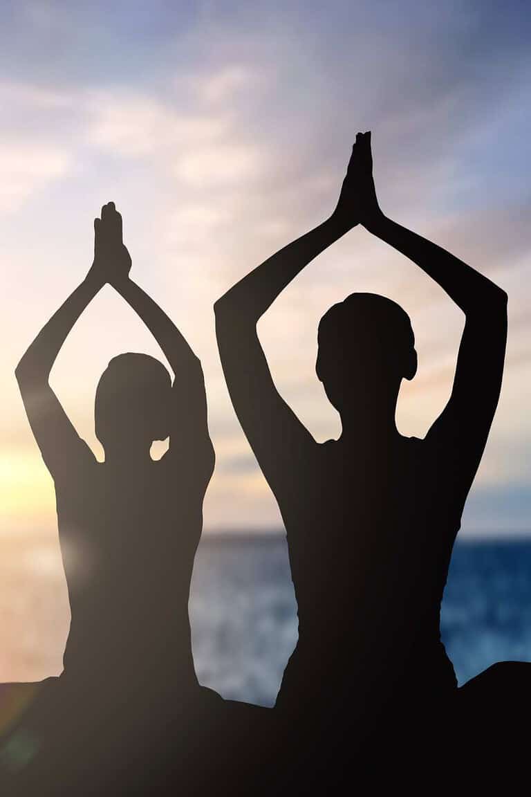 50+ Couples Vision Board Ideas & 'How To' Guide For a Dream Life