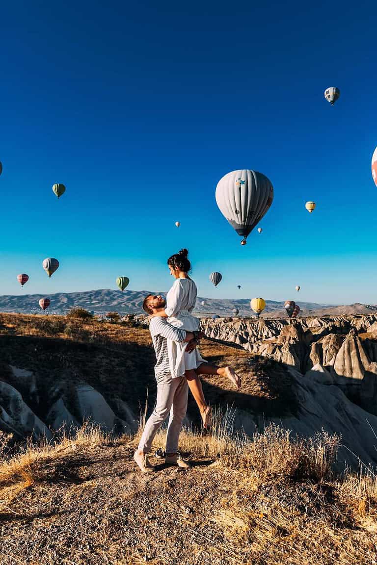 50+ Couples Vision Board Ideas & 'How To' Guide For a Dream Life