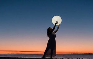 Full Moon Ritual Magic: Step-by-Step Ideas & Spells