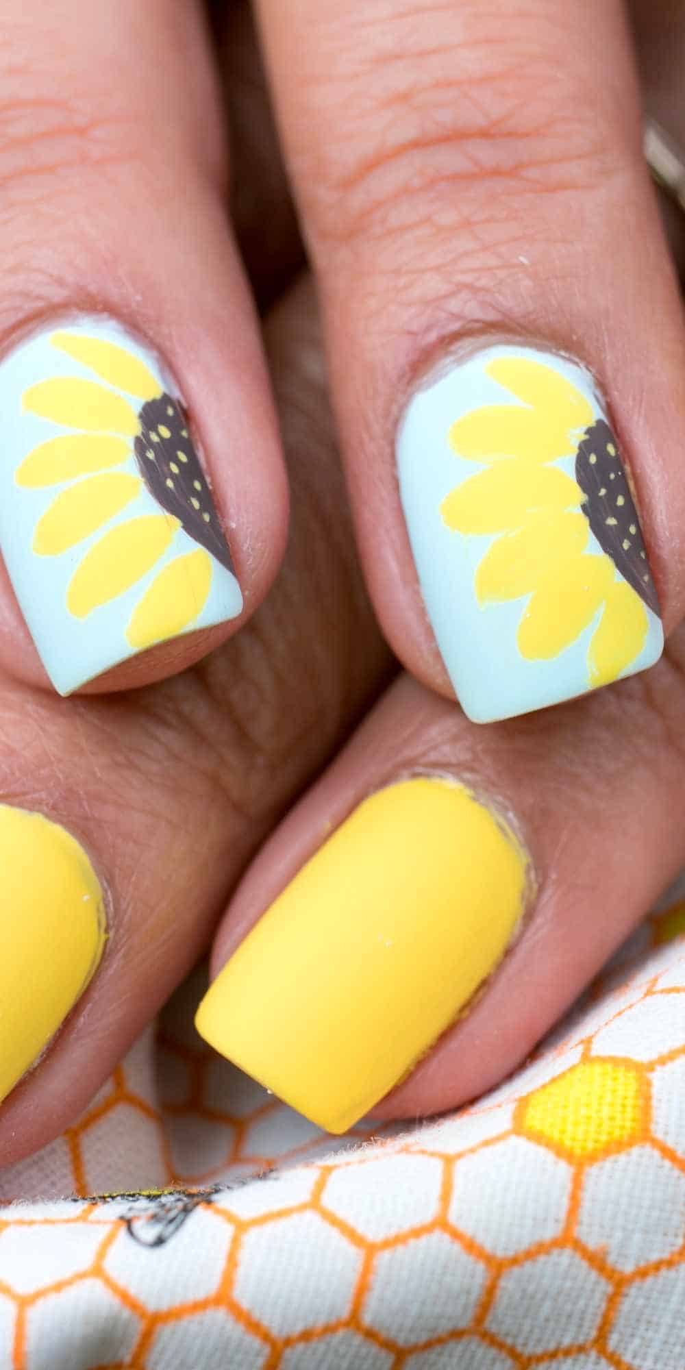 22 Cute & Trendy Summer Nails You’ll Want This Season