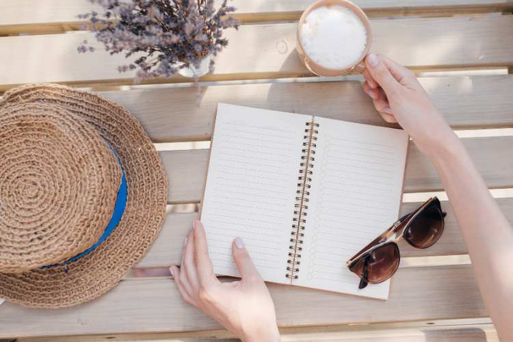 How to Structure Your Day & Stay Productive